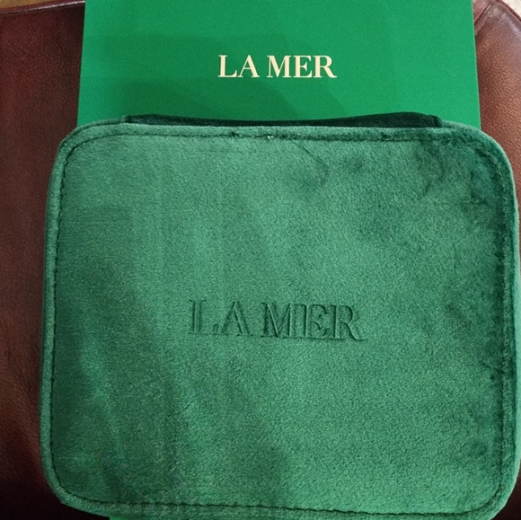 La Mer | Bags | La Mer Regimen Case New Emerald Green | Poshmark